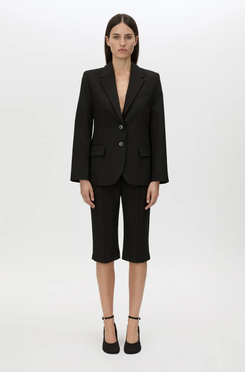 Mackinley Capri Pant - Black – wotzhotclothing